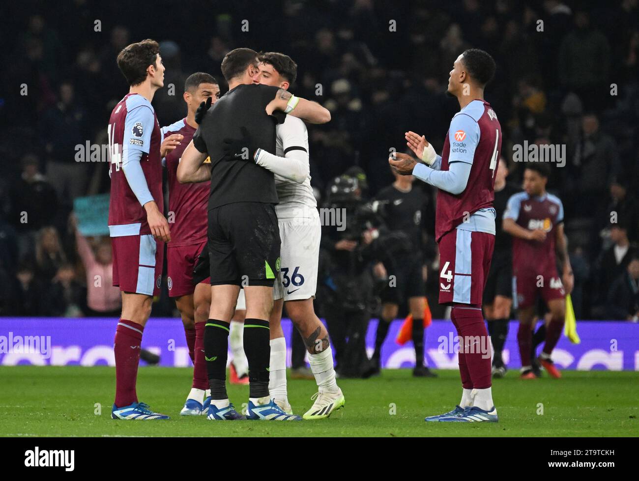 London, UK. 26th Nov, 2023. Emiliano Martinez, the goalkeeper of Aston ...