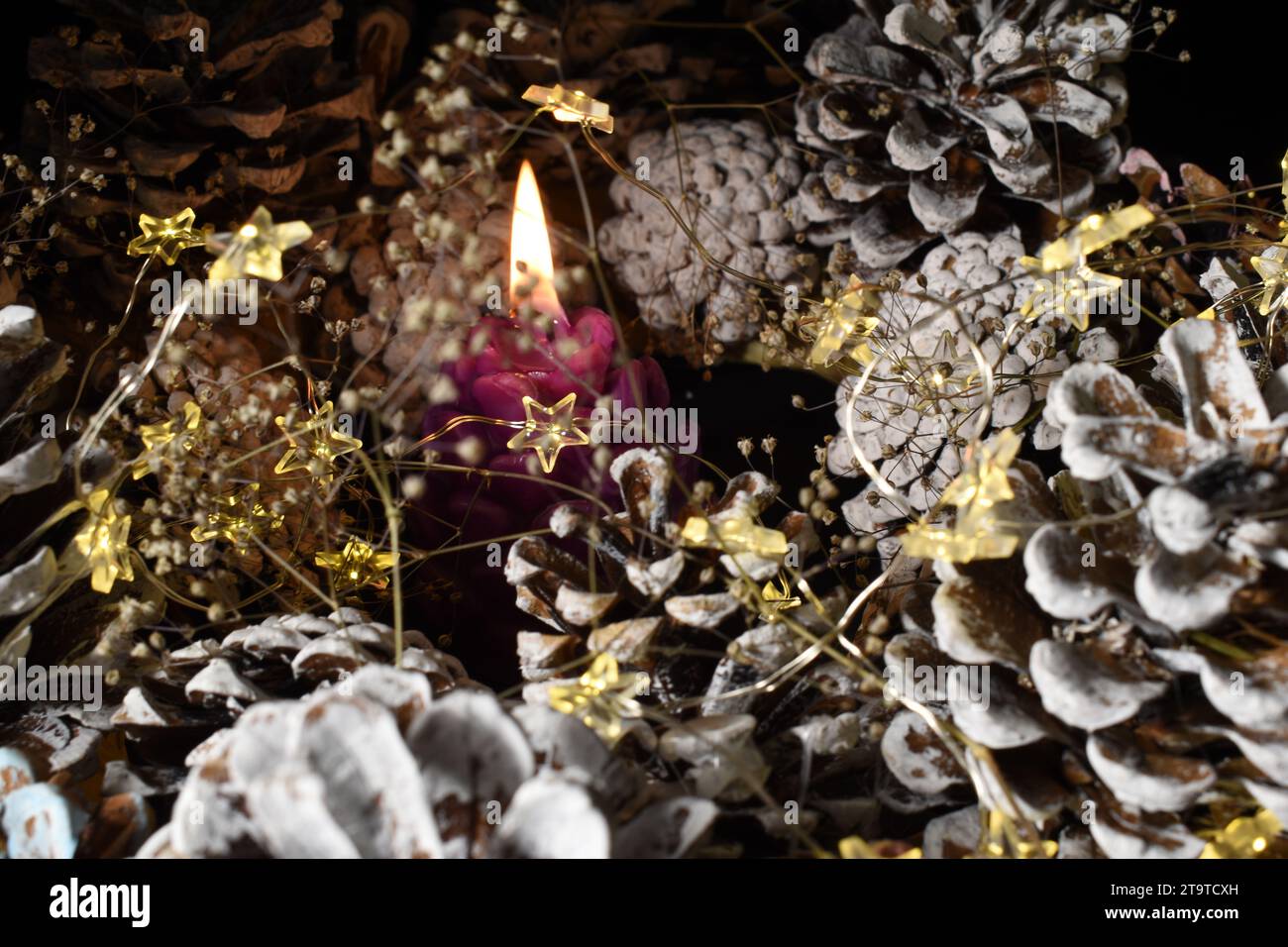 Catholic advent wreath hi-res stock photography and images - Alamy