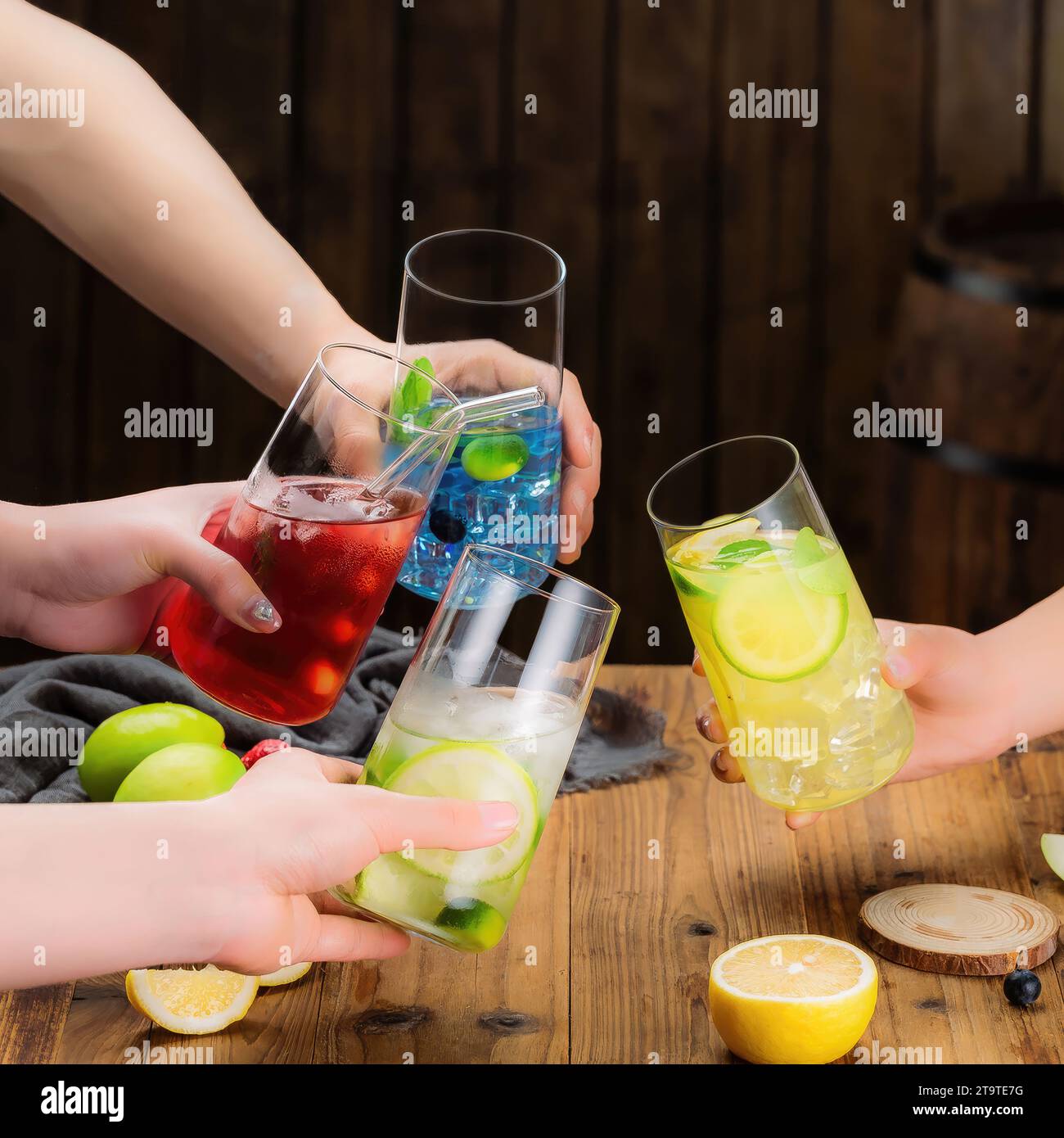 Beautiful images of colorful drinks in restaurants, beautiful fruit ...