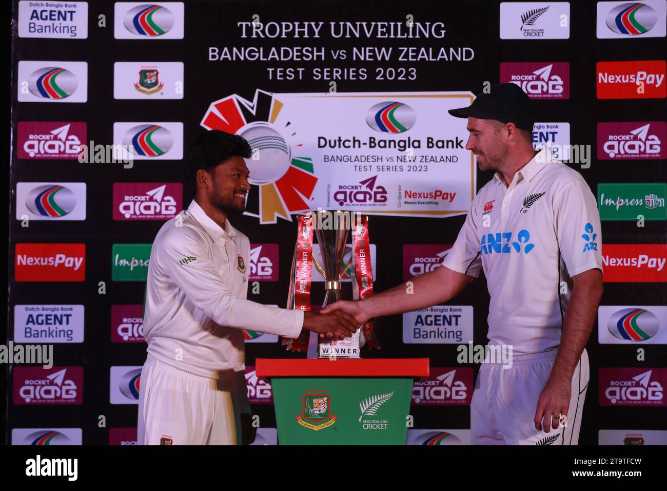 Bangladesh Test Team Captain Najmul Hossain Shanto (L) and New Zealand ...
