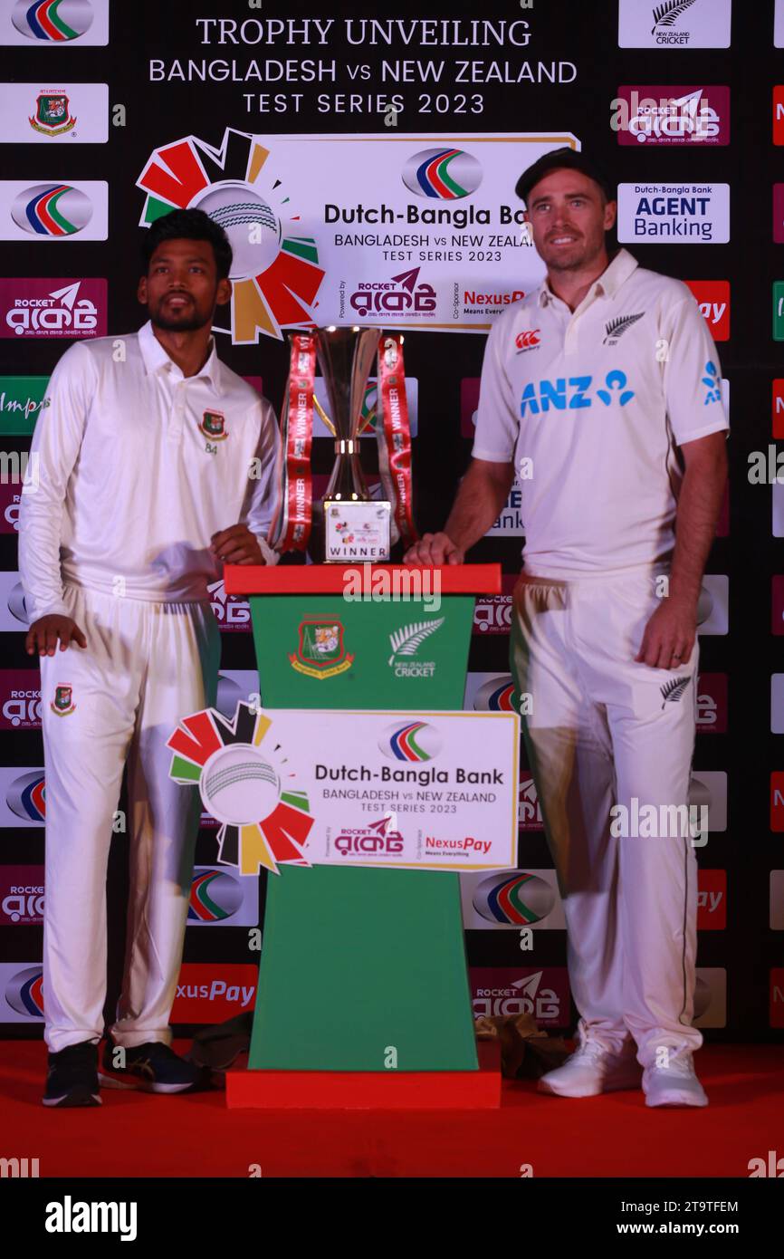 Bangladesh Test Team Captain Najmul Hossain Shanto (L) and New Zealand ...