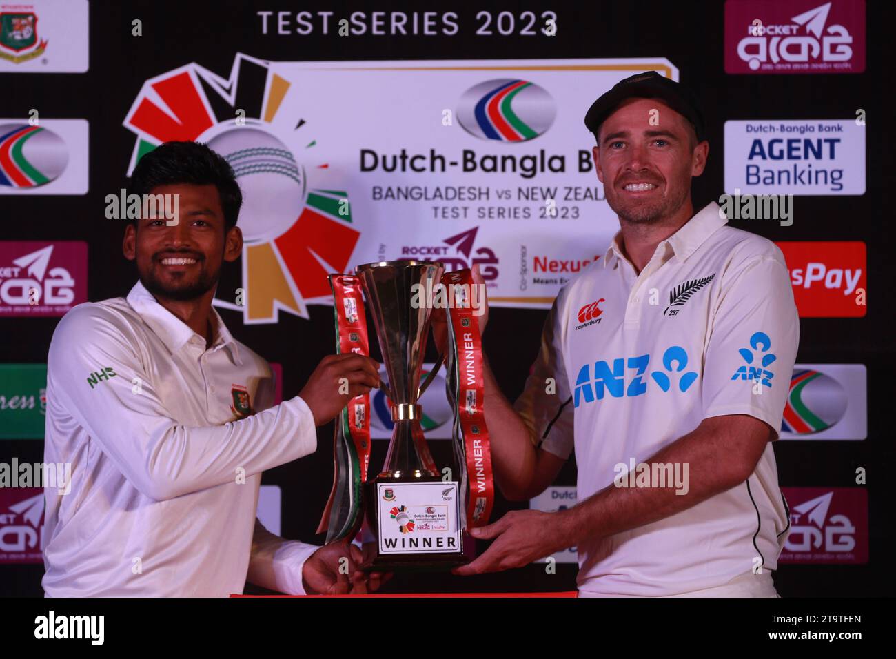 Bangladesh Test Team Captain Najmul Hossain Shanto (L) and New Zealand ...