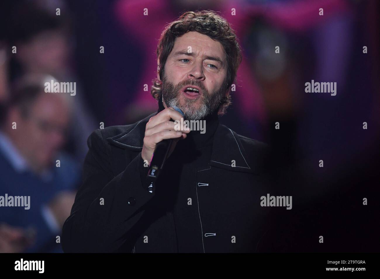 Gary barlow mark owen howard donald hi-res stock photography and images ...