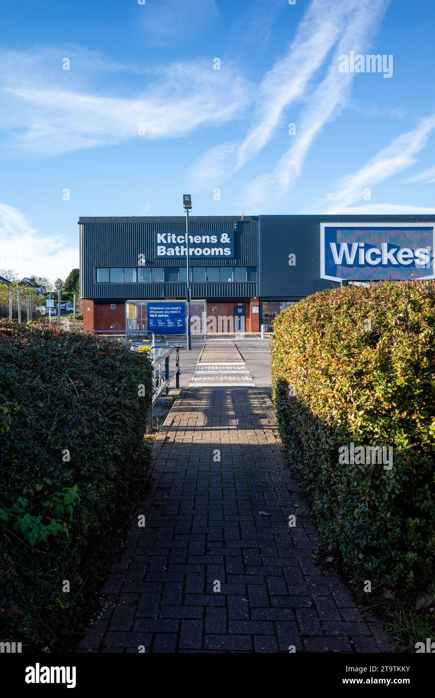 Wicks DIY store, Longwell Green, Bristol, UK Stock Photo - Alamy