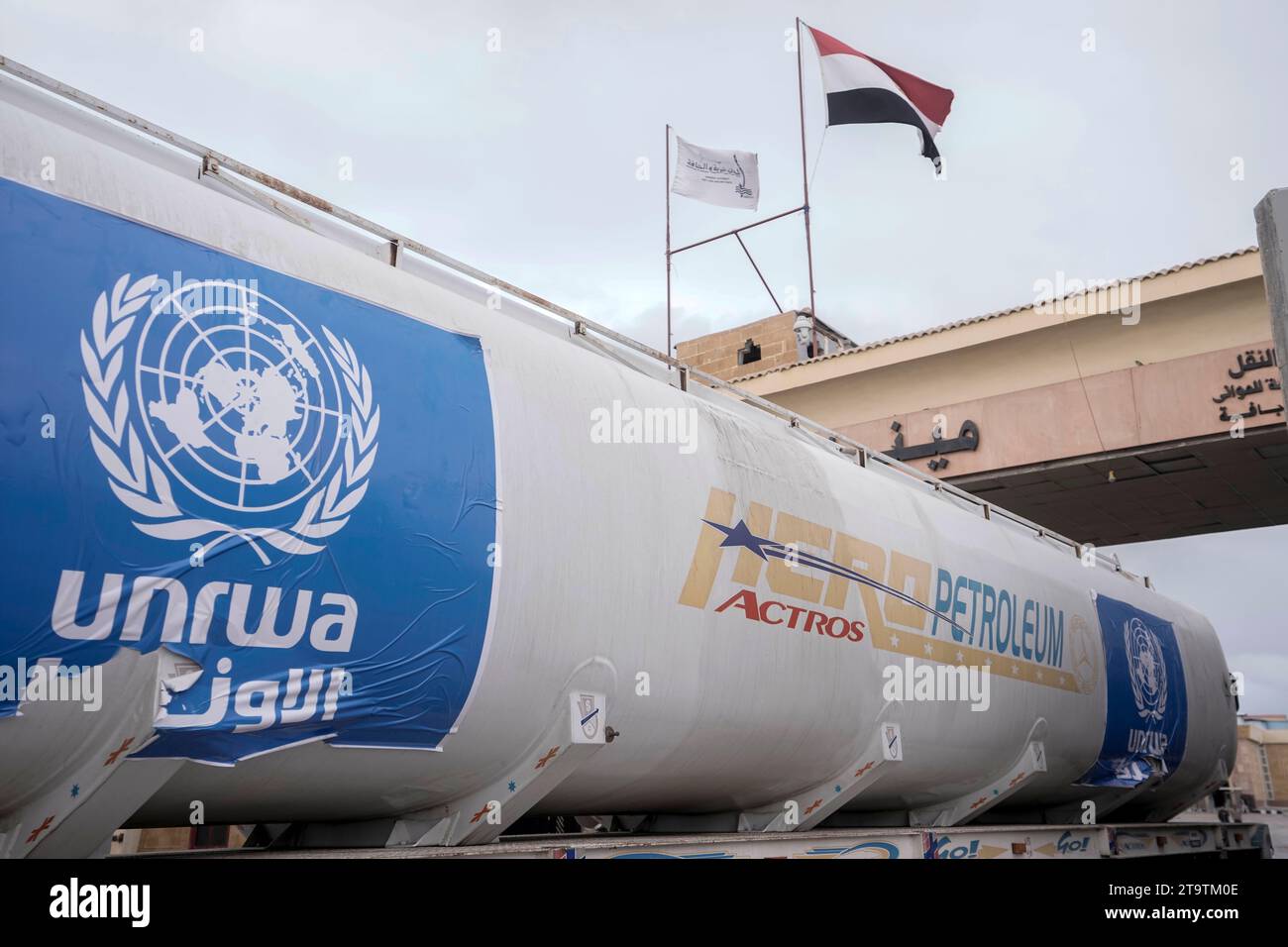 An Egyptian truck delivering fuel to the Gaza Strip crosses from Gaza ...