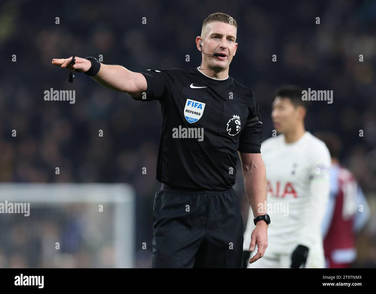 Robert jones referee hi-res stock photography and images - Alamy