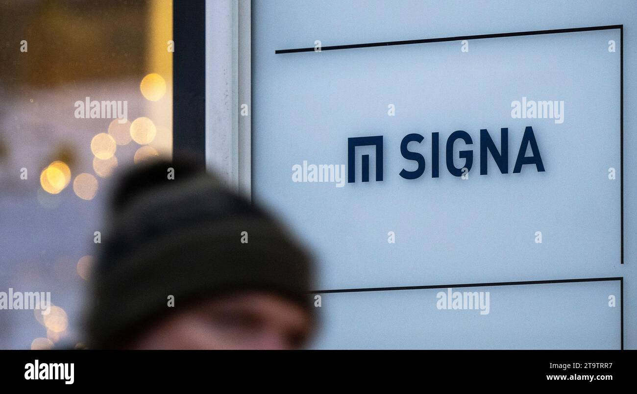 Company logo trade real hi-res stock photography and images - Alamy