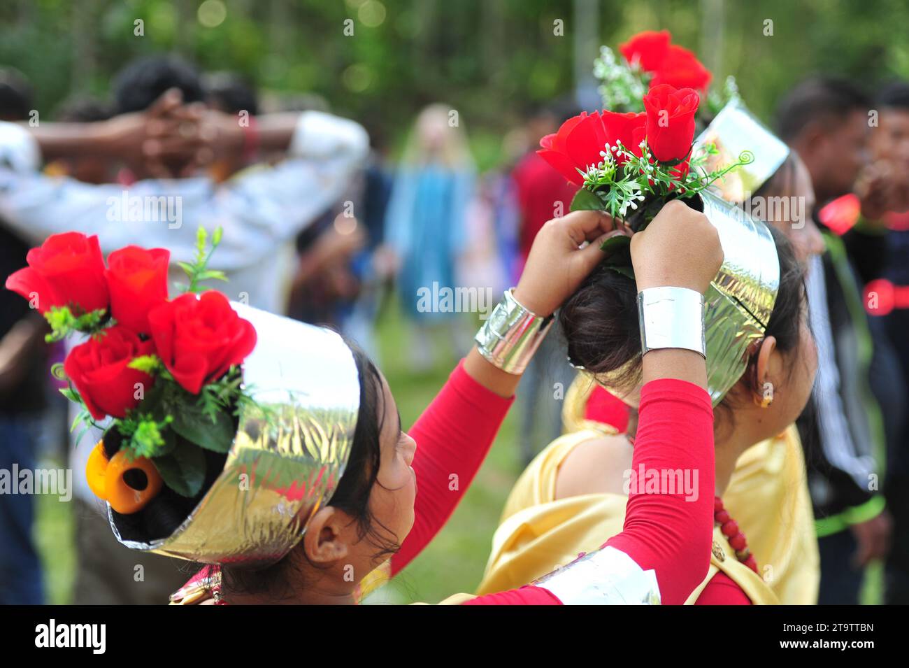 Sylhet, Bangladesh. 23rd Nov, 2023. Khasi Tribe adorn with their ...