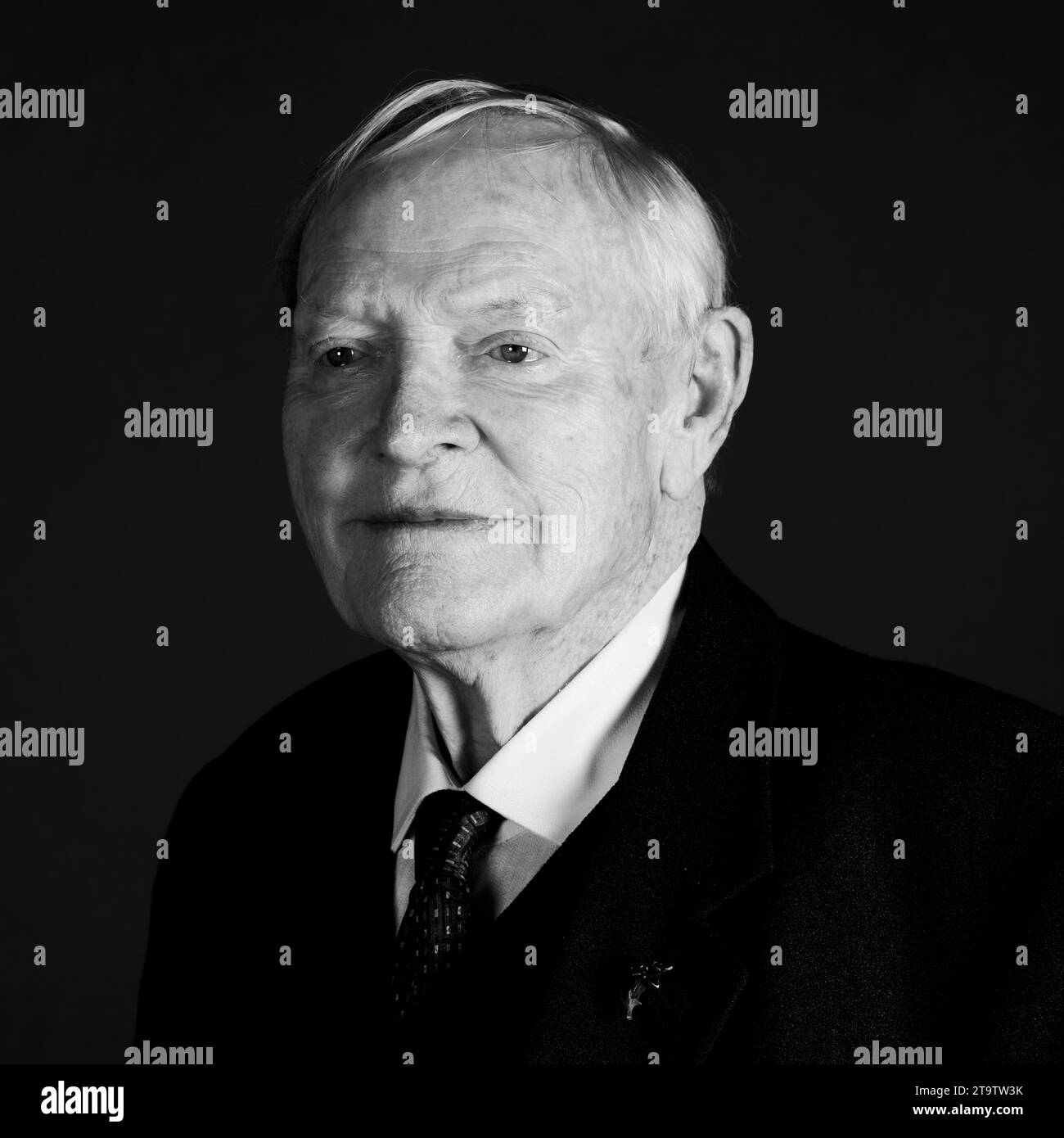 Julian Glover at The Oldie of the Year 2023, 23-11-23 Stock Photo - Alamy