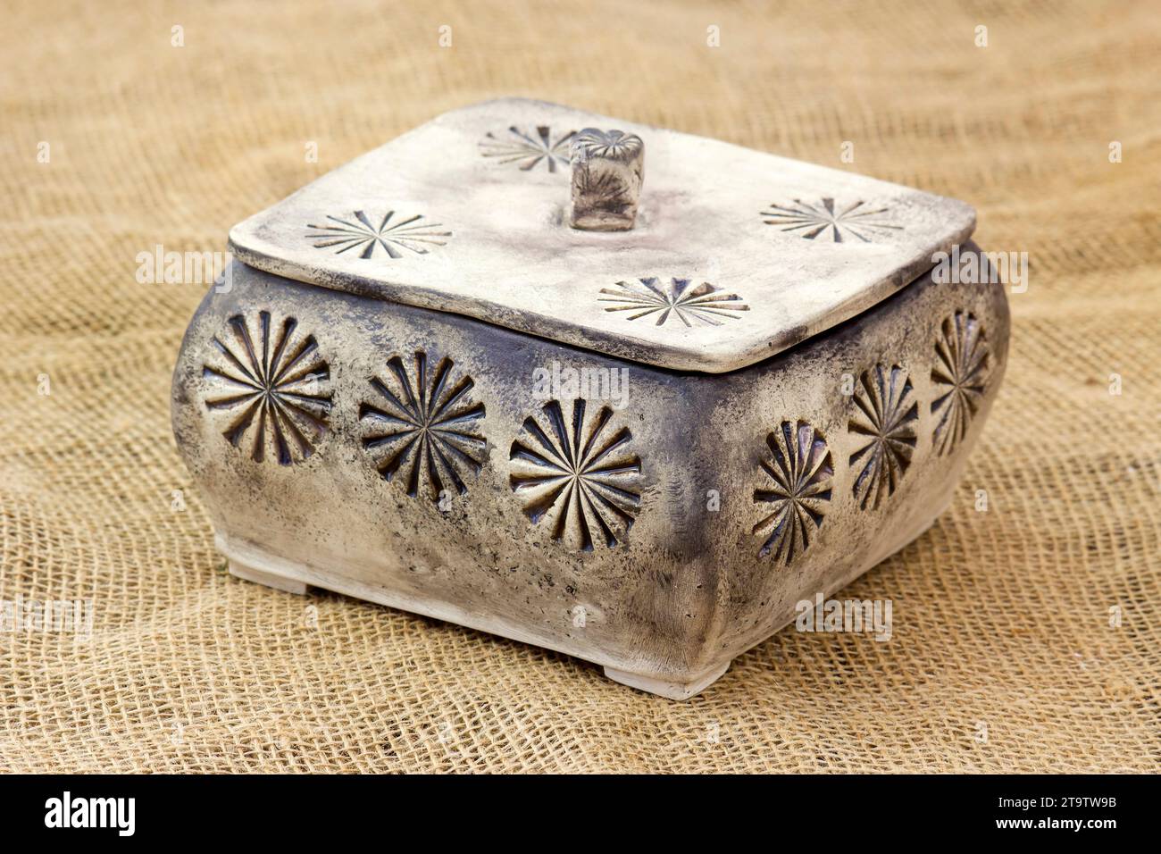 handmade pottery - jewelry box Stock Photo - Alamy