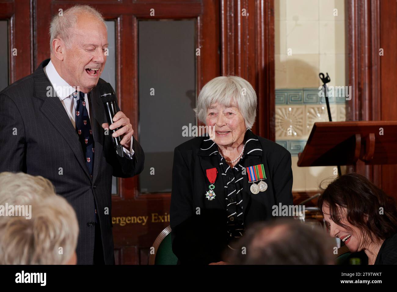 The codebreaking sisters hi-res stock photography and images - Alamy