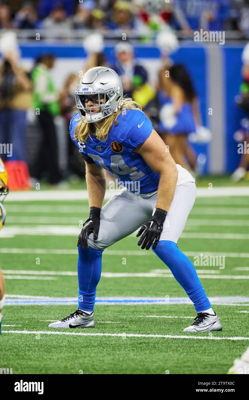 Detroit Lions linebacker Alex Anzalone (34) pursues a play on defense ...