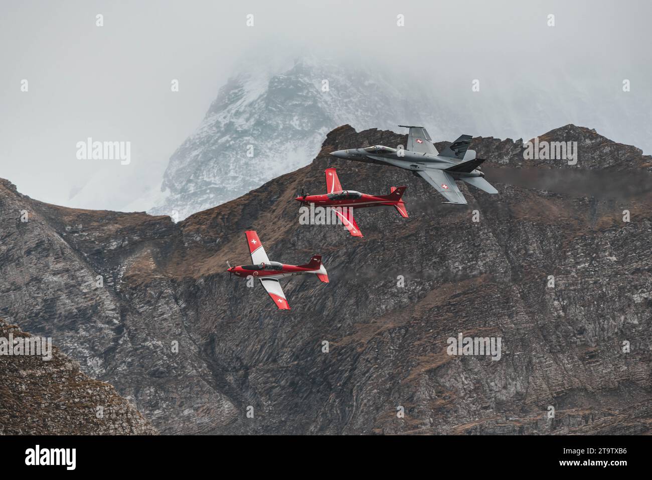 Airshow display flight hi-res stock photography and images - Alamy