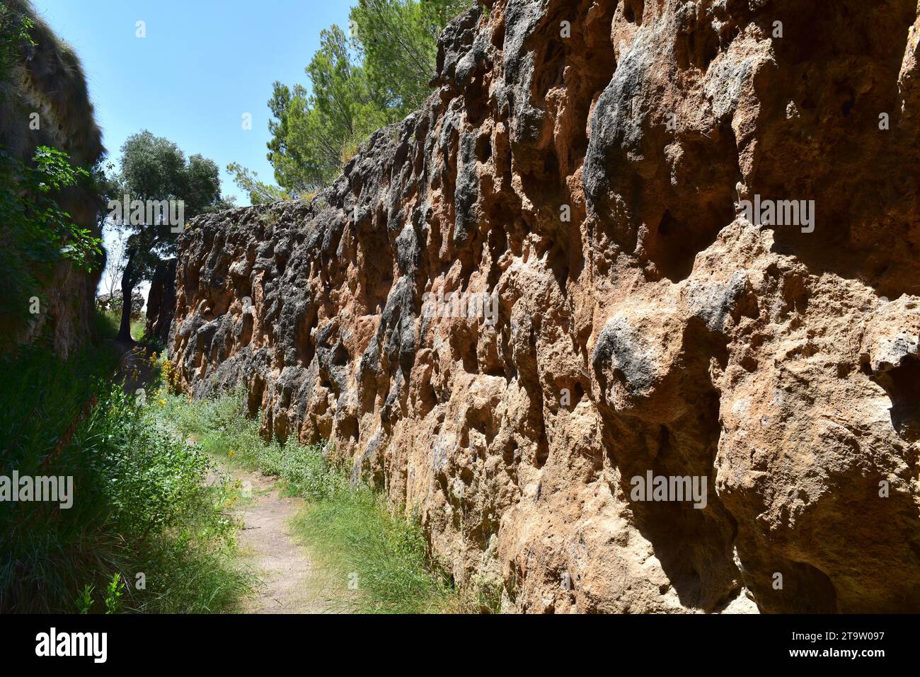 Aqueduct of Toril formed by travertine precipitated by the thermal ...