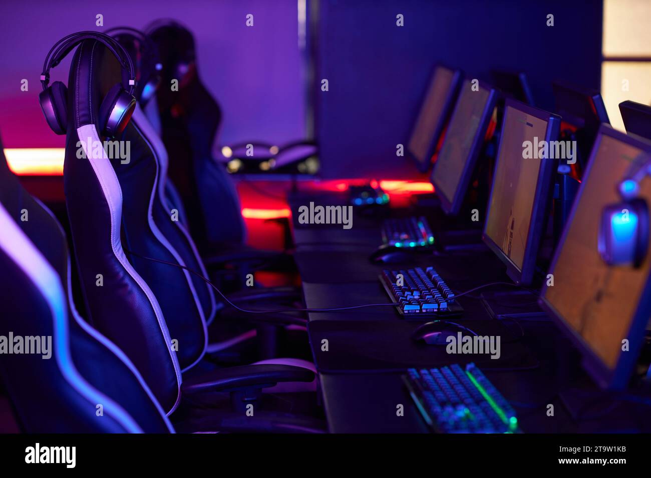 Cyberpunk cybersport hi-res stock photography and images - Alamy