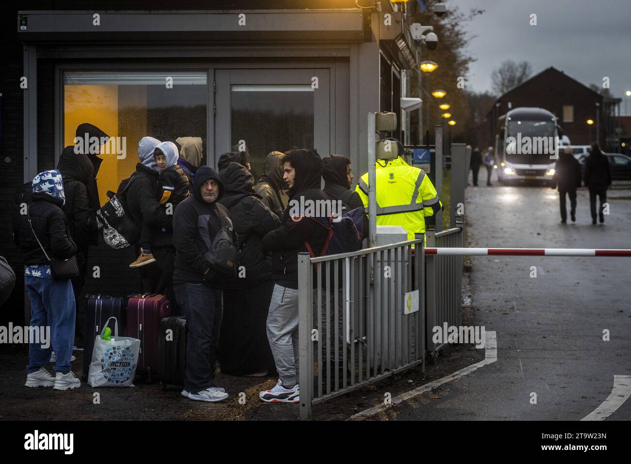 Ind asylum seeker hi-res stock photography and images - Alamy