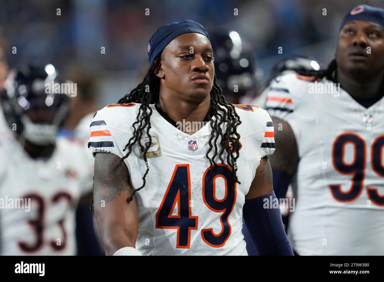 Chicago Bears linebacker Tremaine Edmunds (49) walks to the locker room ...