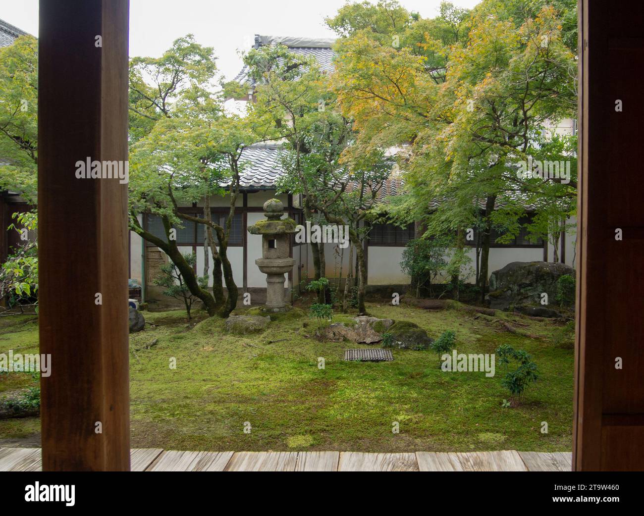 The famous World Heritage Buddhism and Zen temple, Ninnaji in Kyoto ...