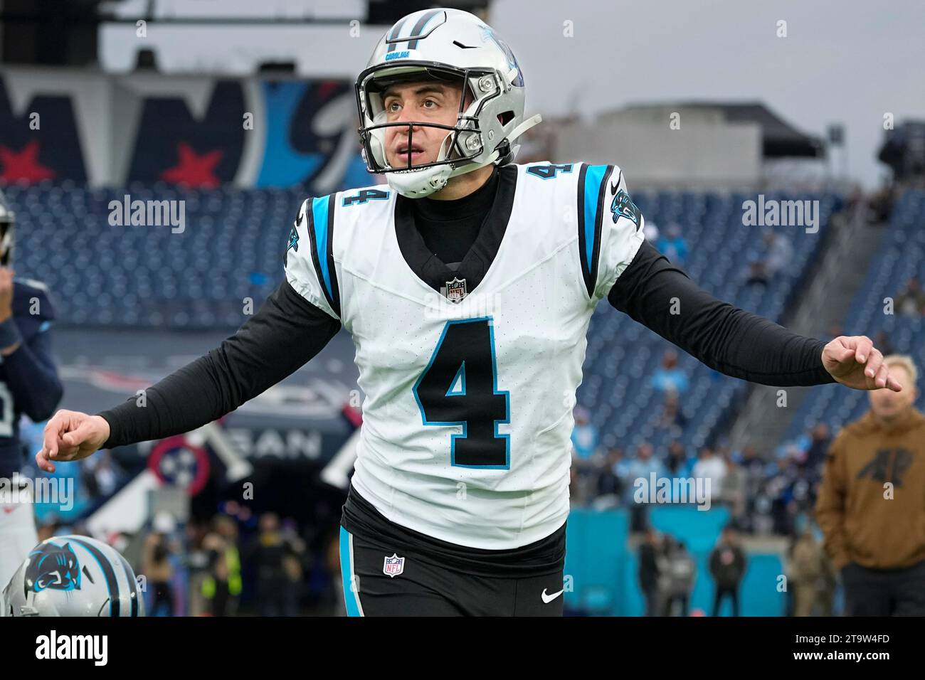 Carolina Panthers place-kicker Eddy Pineiro (4) warms up before an NFL ...