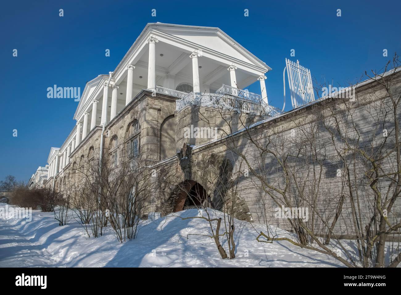 PUSHKIN, RUSSIA - FEBRUARY 21, 2023: At the walls of the Cameron Gallery (1784-1787). Tsarskoye ...