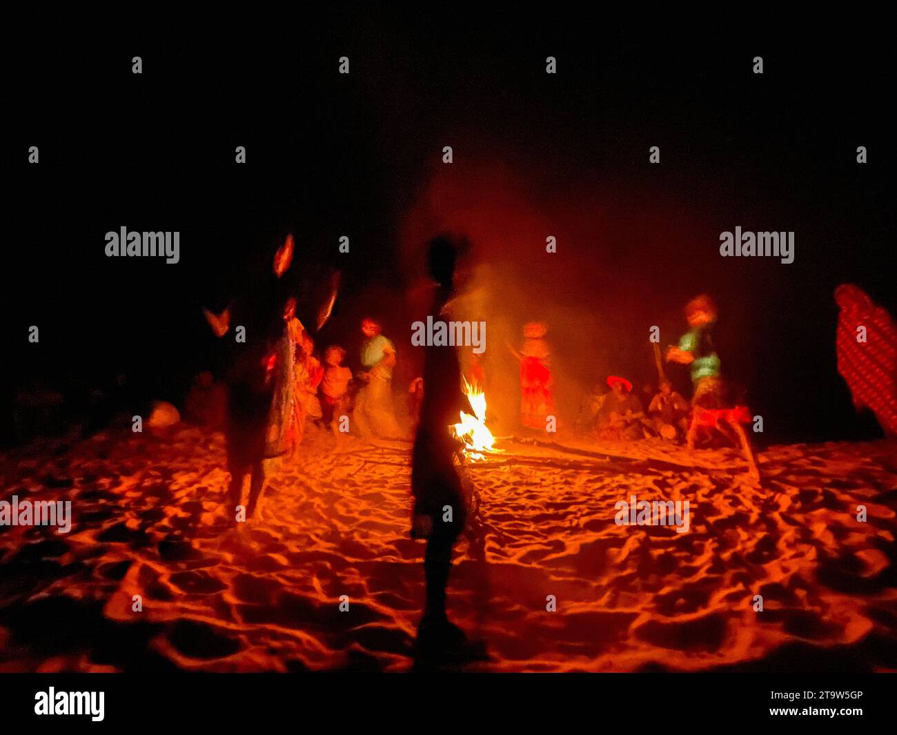 Madagascar, Tsiribihina river, tribes dance around the fire Stock Photo ...