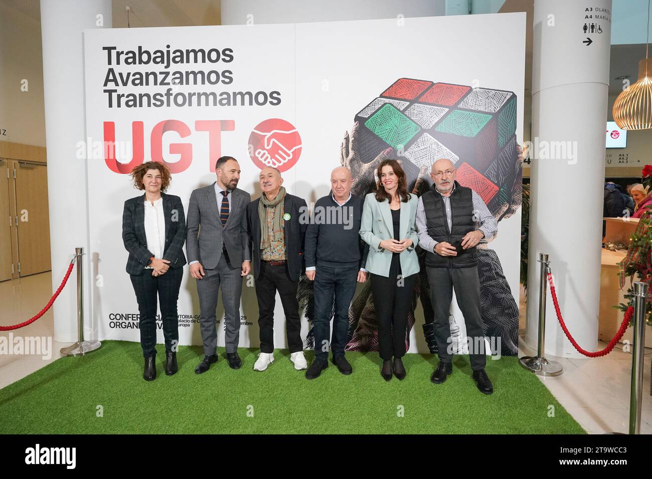 UGT Secretary General Pepe Álvarez (3l), UGT Euskadi Secretary General ...