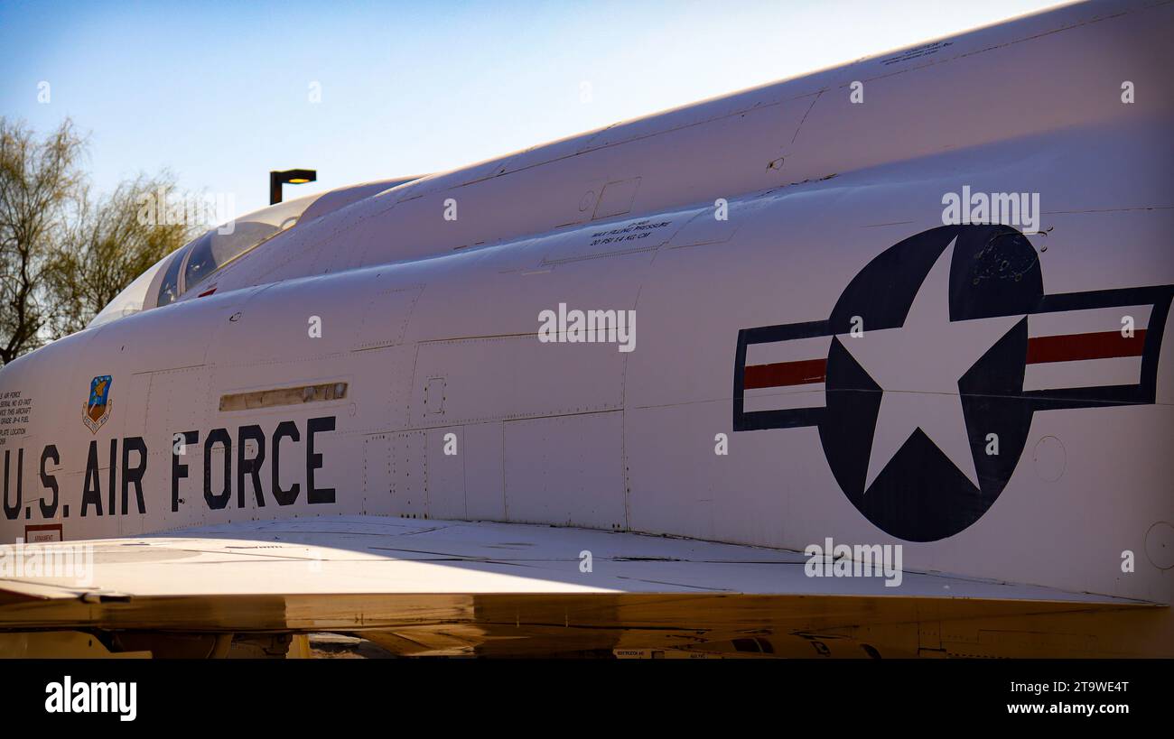 The Phantom II F-4C McDonnell NF-4C S/N 63-7407 Stock Photo - Alamy