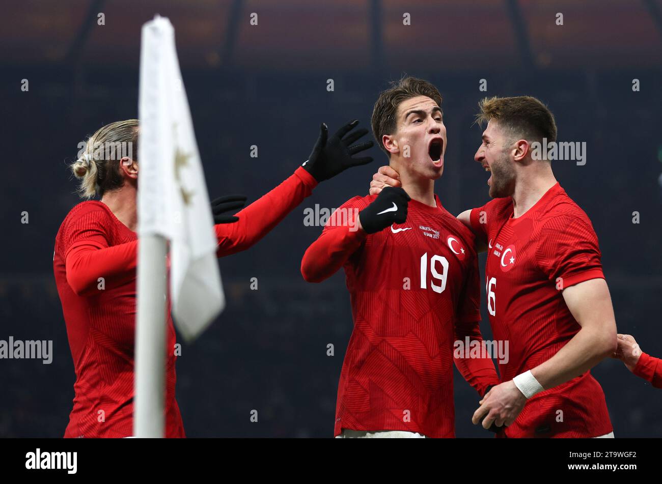 Kenan Yildiz of Turkey jubelt Ÿber sein Tor zum 1:2 mit Ismail YŸksek ...