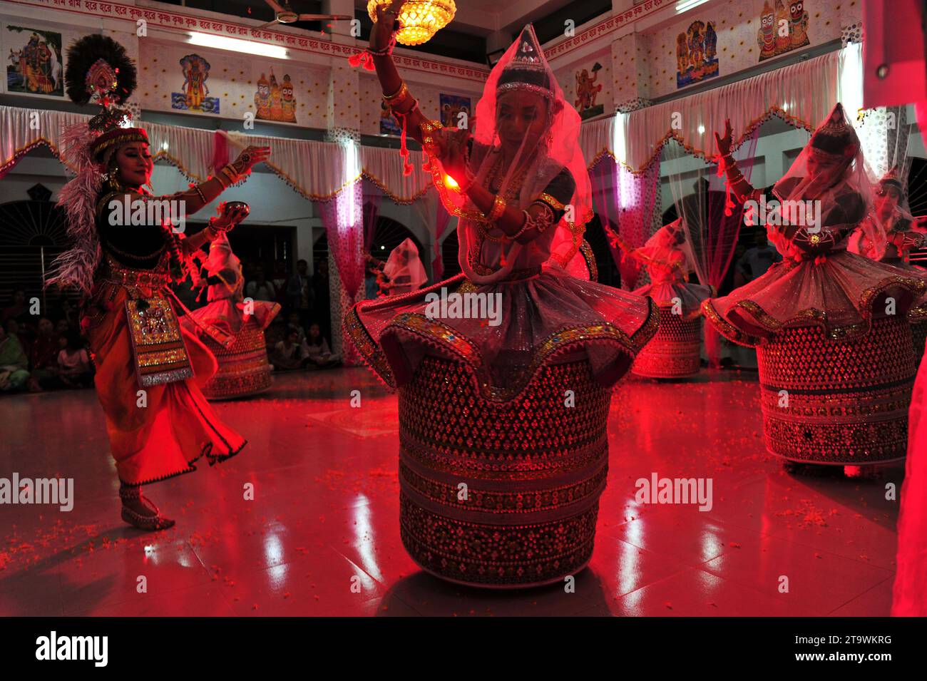 Sylhet, Bangladesh. 26th Nov, 2023. Manipuri Girls costume traditional ...