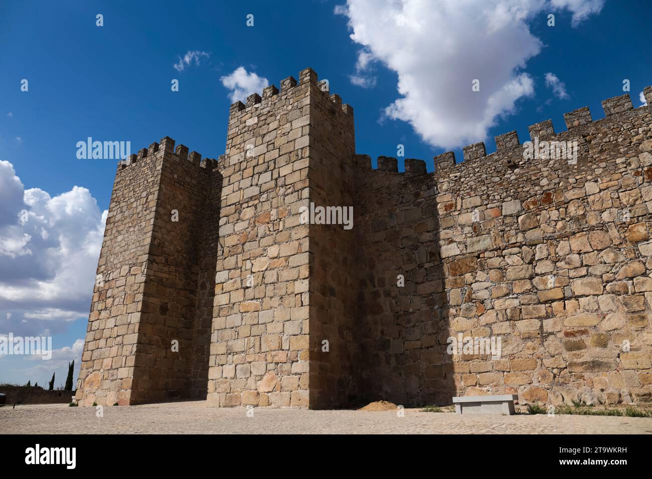 Castle trujillo medieval village hi-res stock photography and images ...