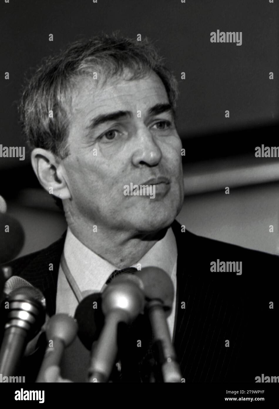 **FILE PHOTO** Elliot Silverstein Has Passed Away. Washington DC, USA ...