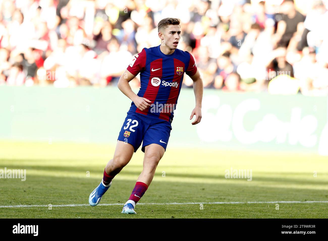 Madrid, Spain. 25th Nov, 2023. Fermin Lopez (Barcelona) Football/Soccer ...