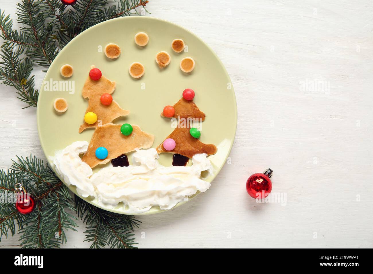 Children in xmas trees hi-res stock photography and images - Alamy