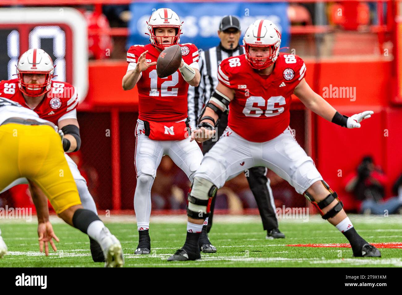 Lincoln, NE. U.S. 24th Nov, 2023. Nebraska Cornhuskers offensive ...