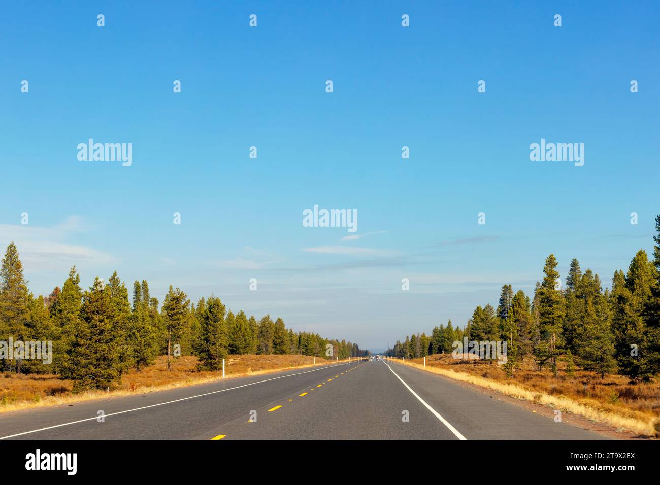 Long strectch of highway 97 in the high desert of eastern Oregon Stock ...