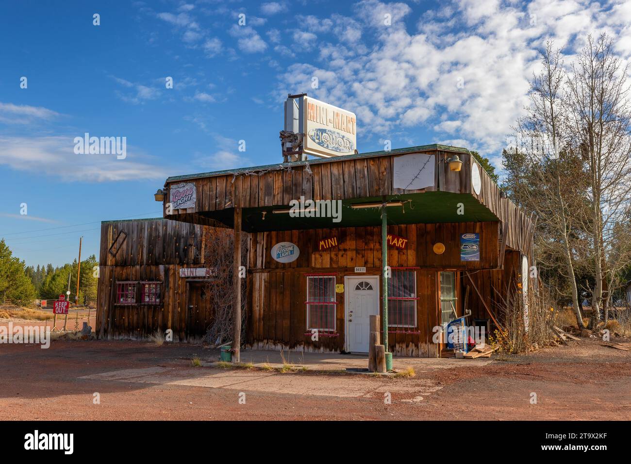 Diamond Lake Junction, Oregon, USA - October 22,2023: Old mini mart is ...