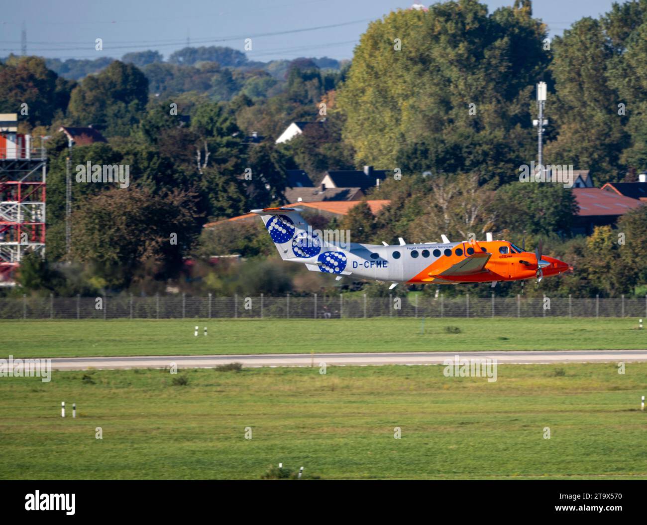 Düsseldorf Airport, D-CFME FCS, Flight Calibration Services Beechcraft ...