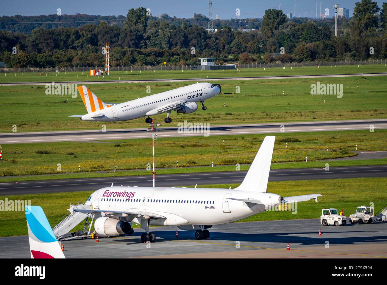 Condor airbus a321 200 hi-res stock photography and images - Alamy