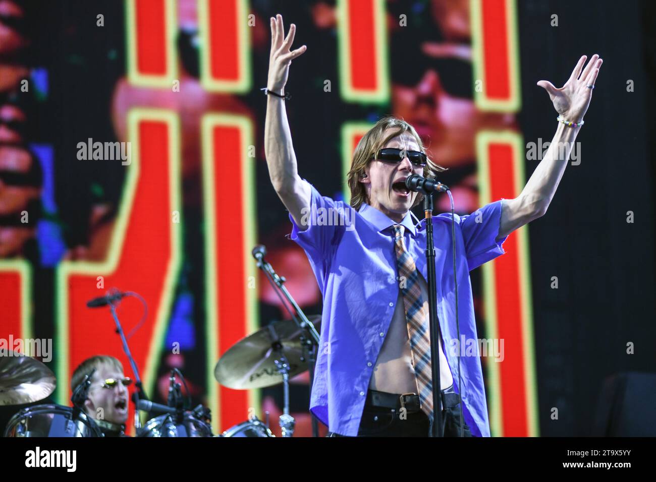 Harry Hayes (vocals), from Irontom. Live in Buenos Aires, Argentina ...