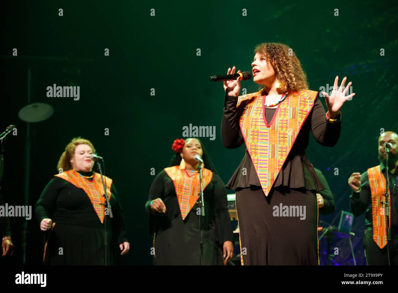 The Harlem Gospel Choir in concert at the Eclats d'Email Jazz Edition ...