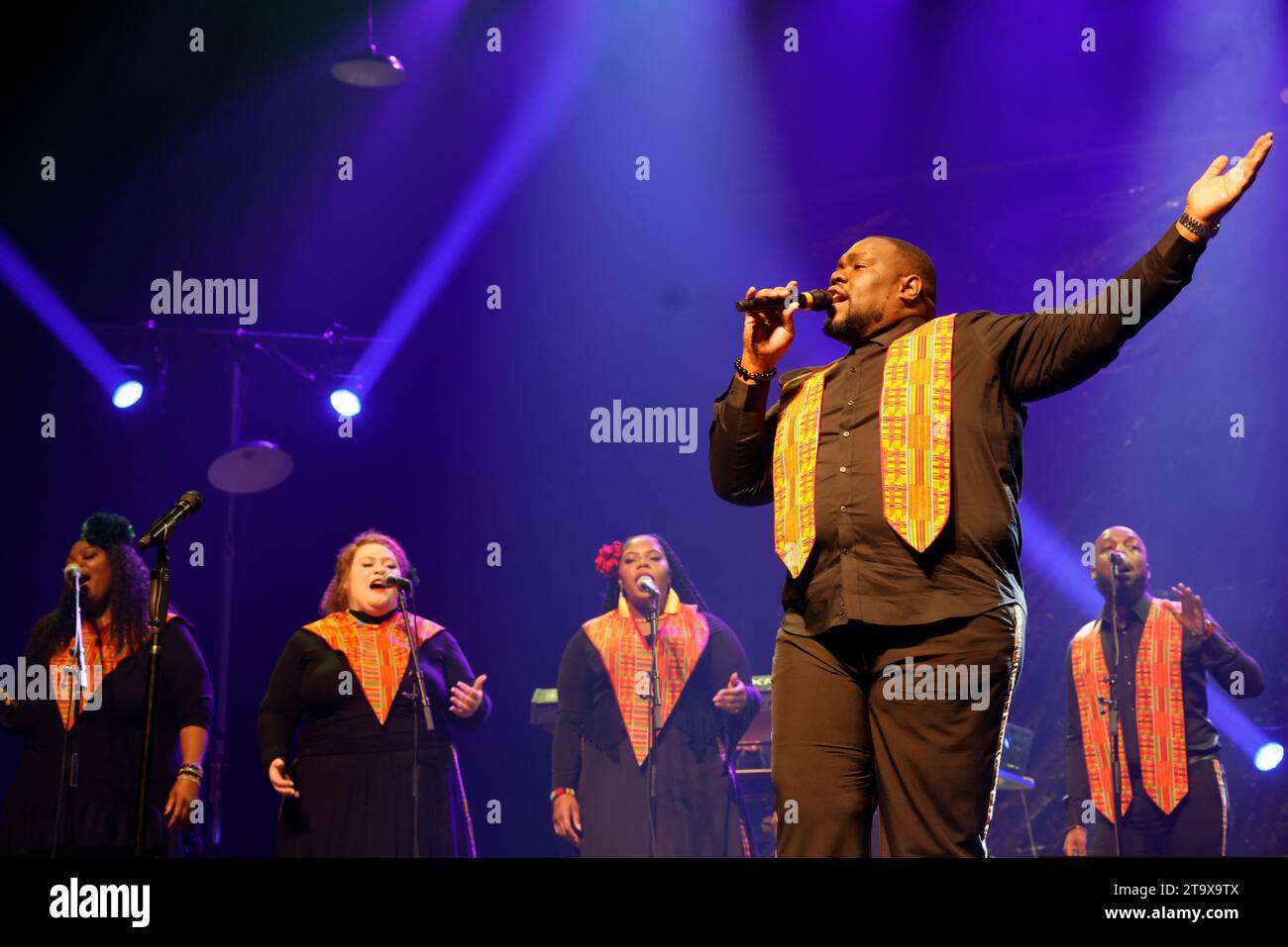 The Harlem Gospel Choir in concert at the Eclats d'Email Jazz Edition ...