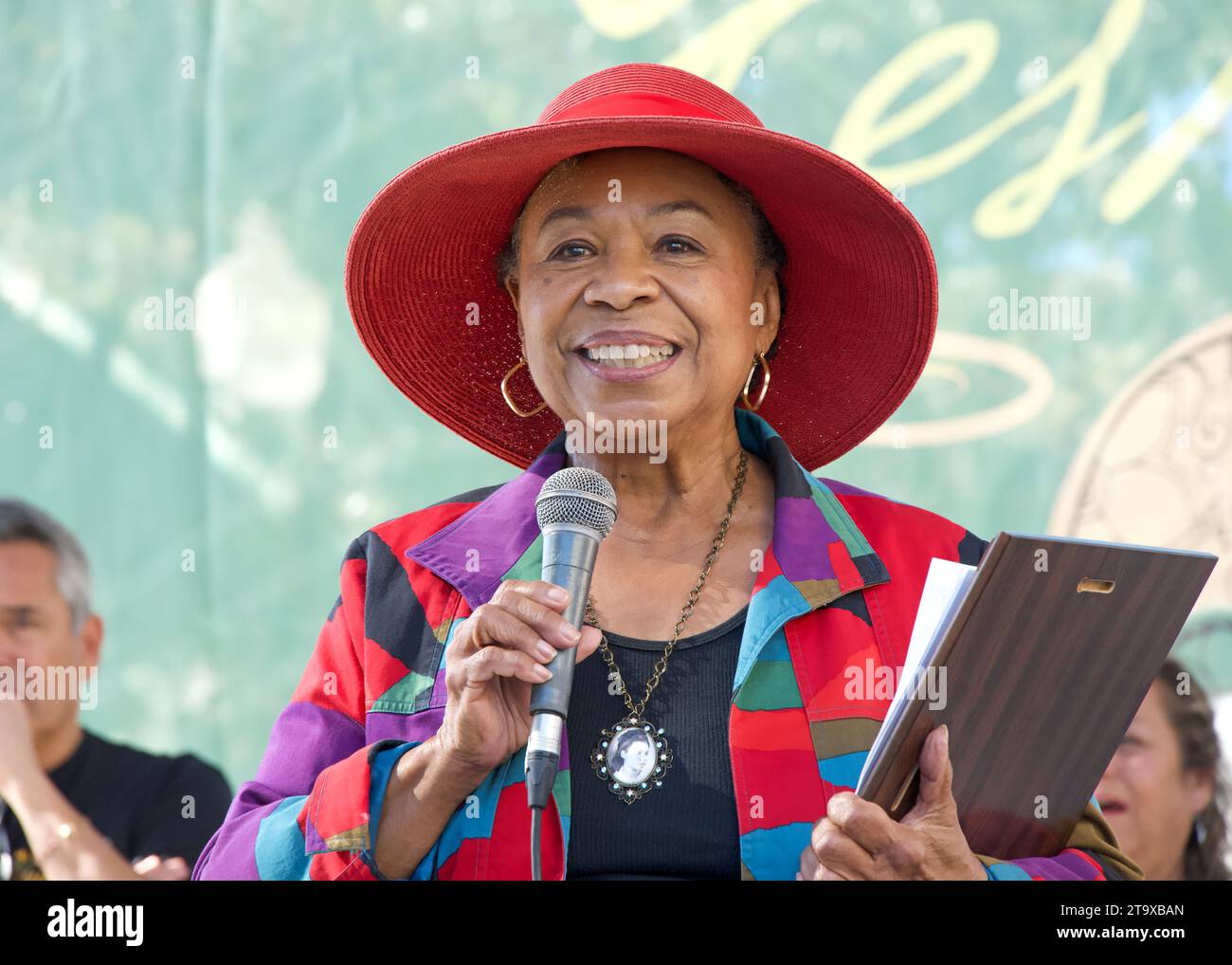 Congresswoman barbara lee hi-res stock photography and images - Alamy