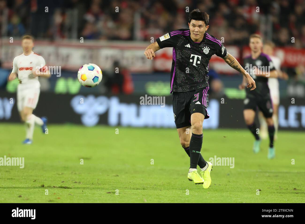 Minjae Kim (Bayern), Koeln, Deutschland, 24.11.2023, 1. Bundesliga 12 ...