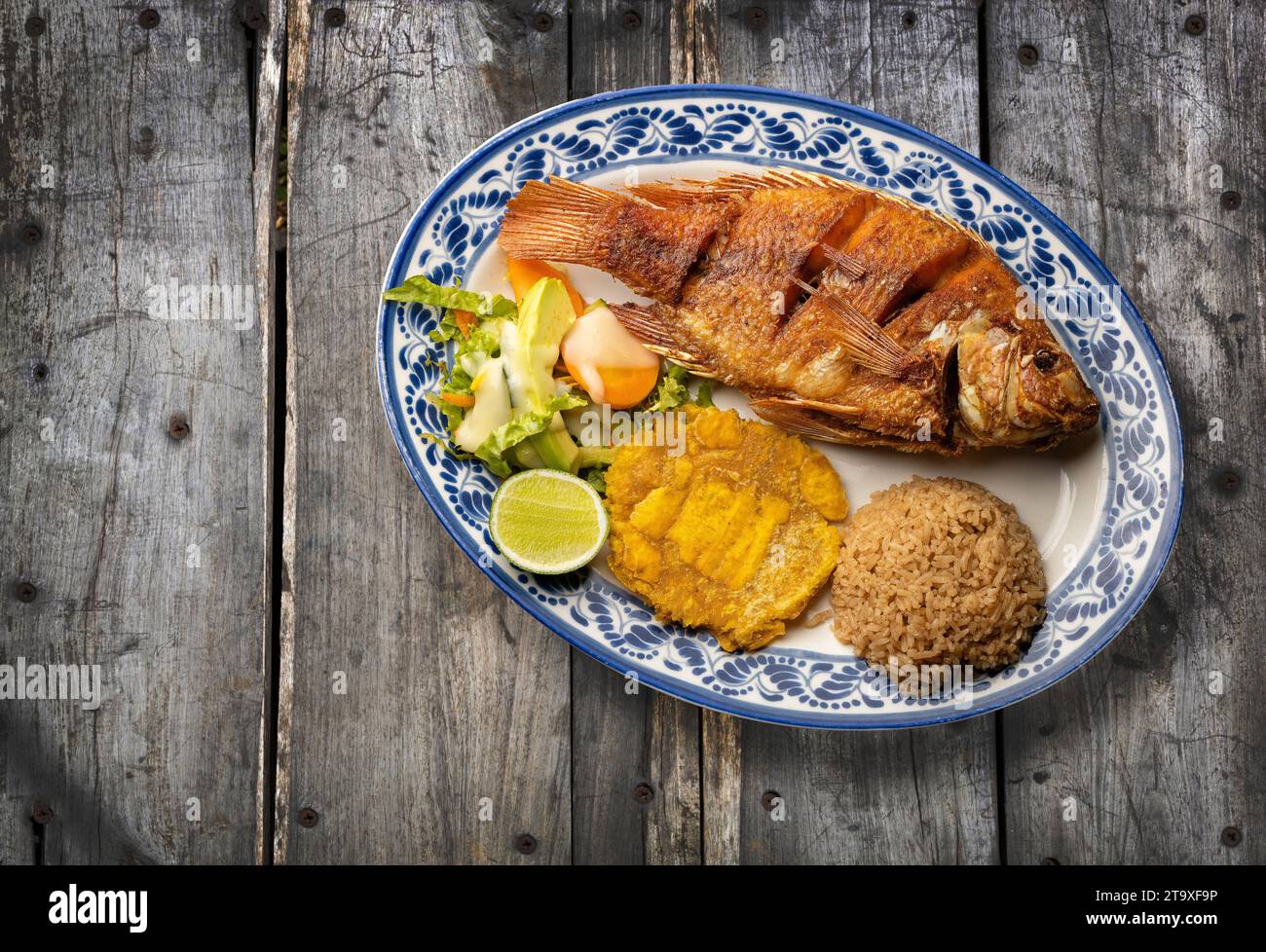 Fried tilapia fish hi-res stock photography and images - Alamy