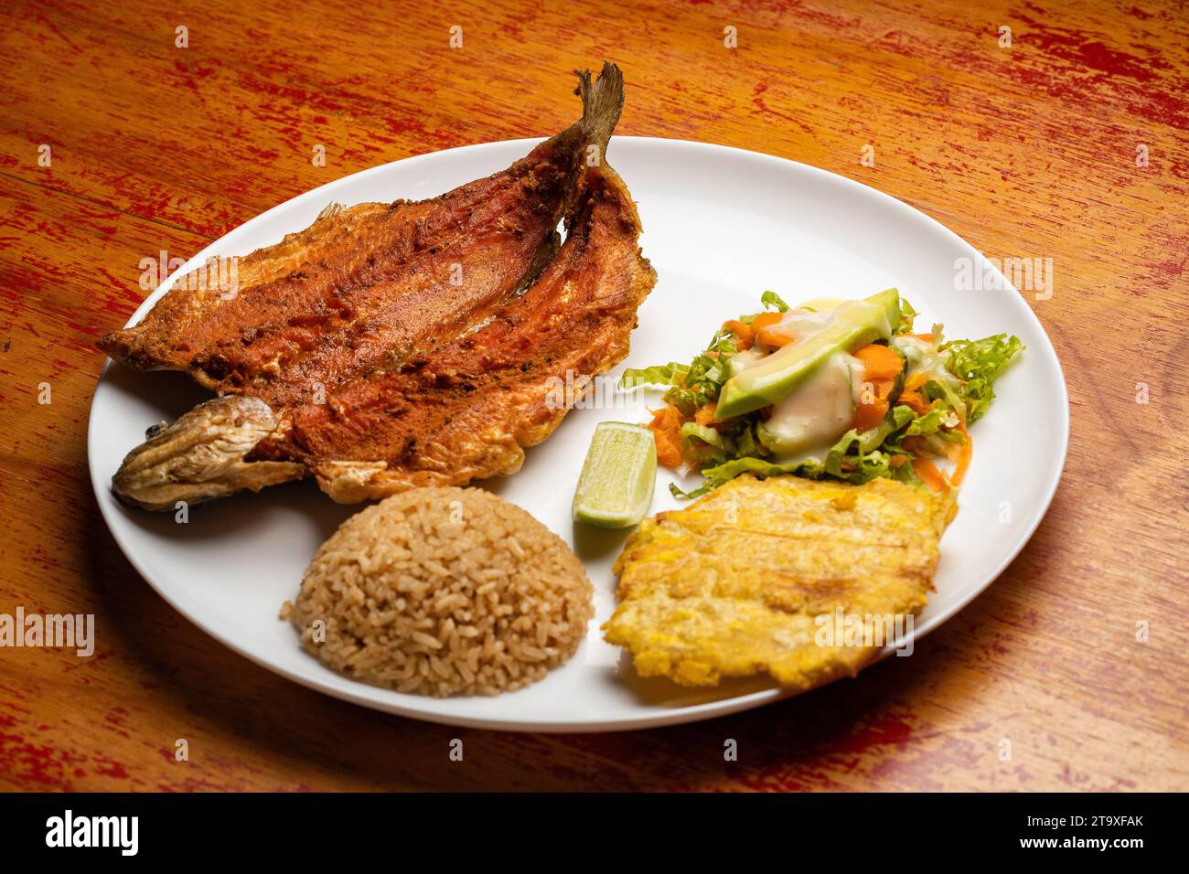 Fried trout, typical dish of the Andes - Traditional Colombian food ...