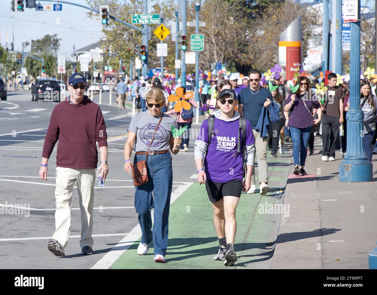 San Francisco, CA - Nov 4, 2023: Participants in the annual walk to end Alzheimers, the worlds ...