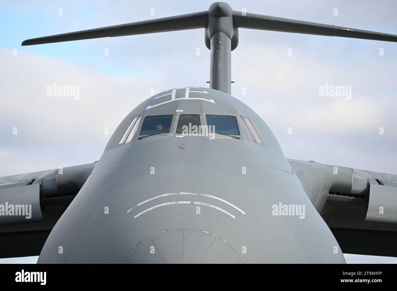 436 airlift wing hi-res stock photography and images - Alamy