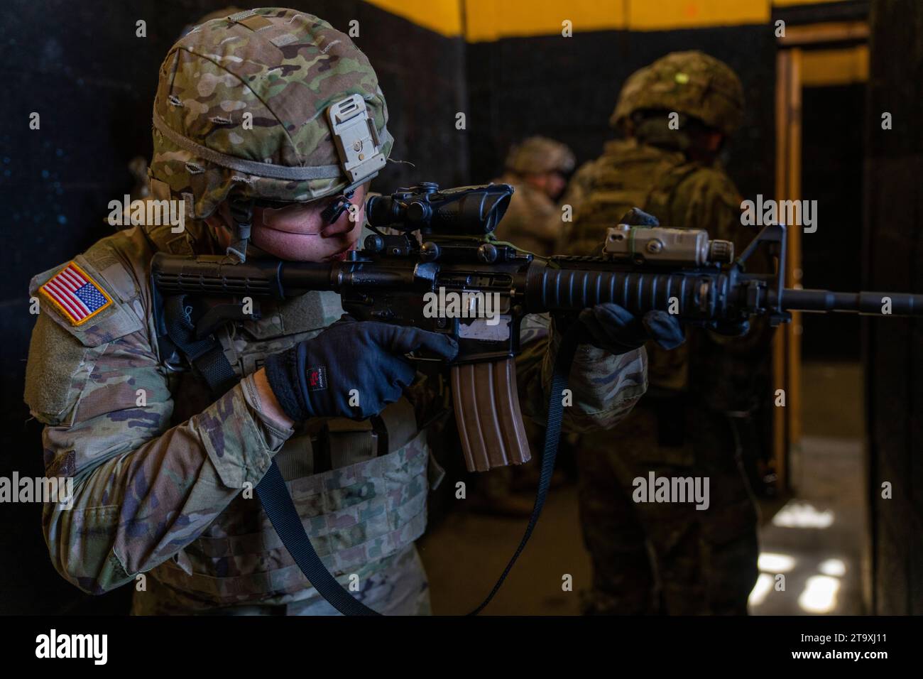 Room clearing tactics hi-res stock photography and images - Alamy