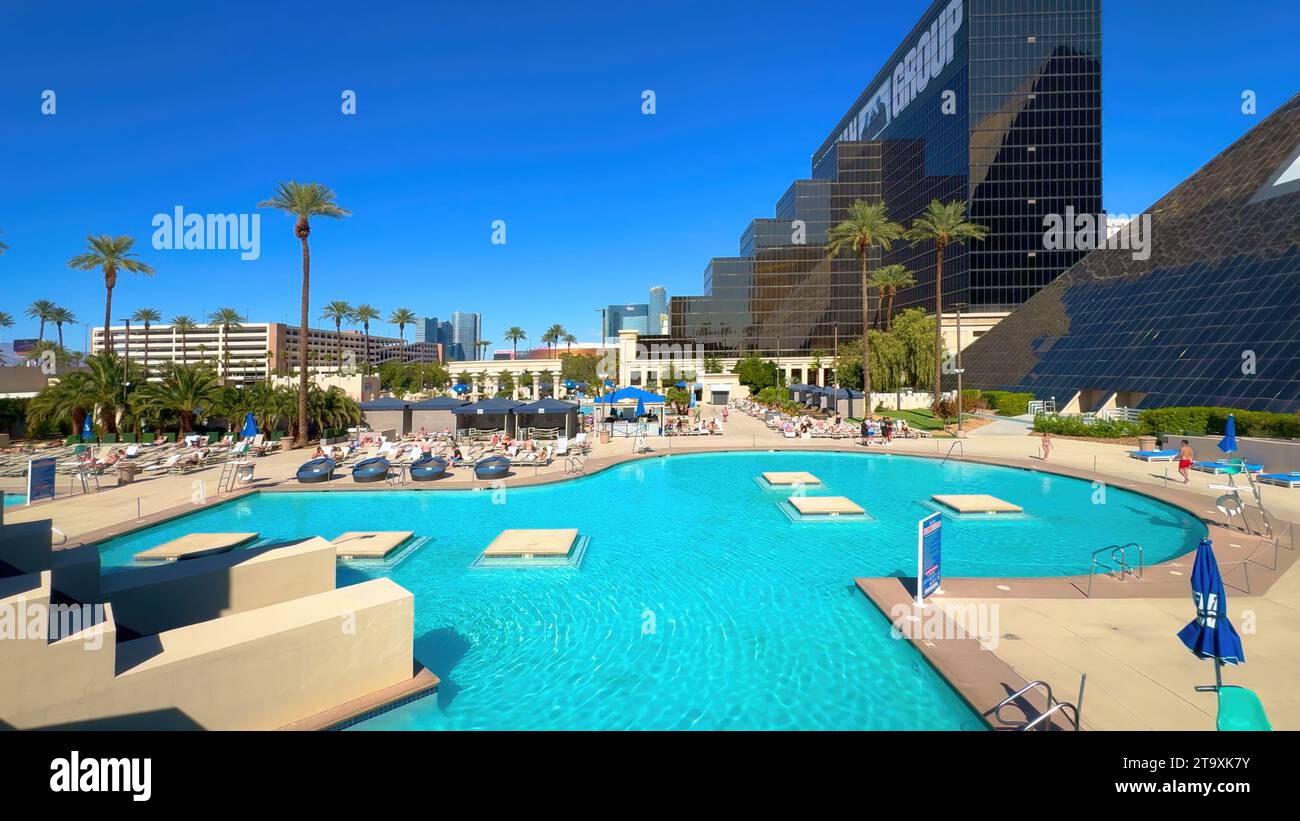 The pool and spa area at the Luxor Hotel Las Vegas - LAS VEGAS, UNITED ...