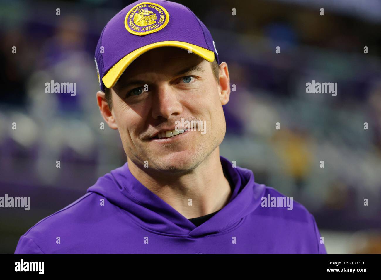Minnesota Vikings head coach Kevin O'Connell stands on the field before ...